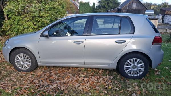 Grey Volkswagen Golf 2009 in Gulbene, with an engine capacity of 2.00 L and mileage of 257 thousand km for 3300 €, photo 3 on AUTOMOTO.COM.LV