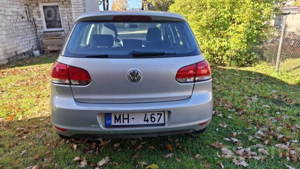 Grey Volkswagen Golf 2009 in Gulbene, with an engine capacity of 2.00 L and mileage of 257 thousand km for 3300 €, photo 6 on AUTOMOTO.COM.LV