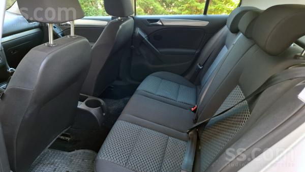 Grey Volkswagen Golf 2009 in Gulbene, with an engine capacity of 2.00 L and mileage of 257 thousand km for 3300 €, photo 7 on AUTOMOTO.COM.LV