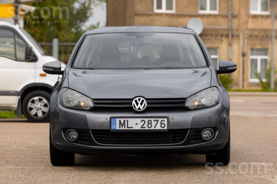 Pelēks Volkswagen Golf 2009 Rīga, ar dzinēja tilpumu 2.00 L un nobraukumu 0 tūkst. km par 4400 €, foto 3 vietnē AUTOMOTO.COM.LV