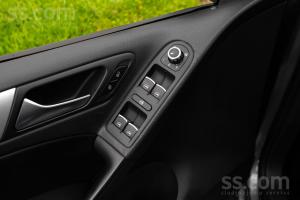 Pelēks Volkswagen Golf 2009 Rīga, ar dzinēja tilpumu 2.00 L un nobraukumu 0 tūkst. km par 4400 €, foto 14 vietnē AUTOMOTO.COM.LV