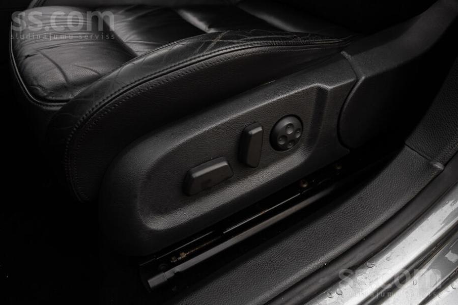 Pelēks Volkswagen Golf 2009 Rīga, ar dzinēja tilpumu 2.00 L un nobraukumu 0 tūkst. km par 4400 €, foto 16 vietnē AUTOMOTO.COM.LV