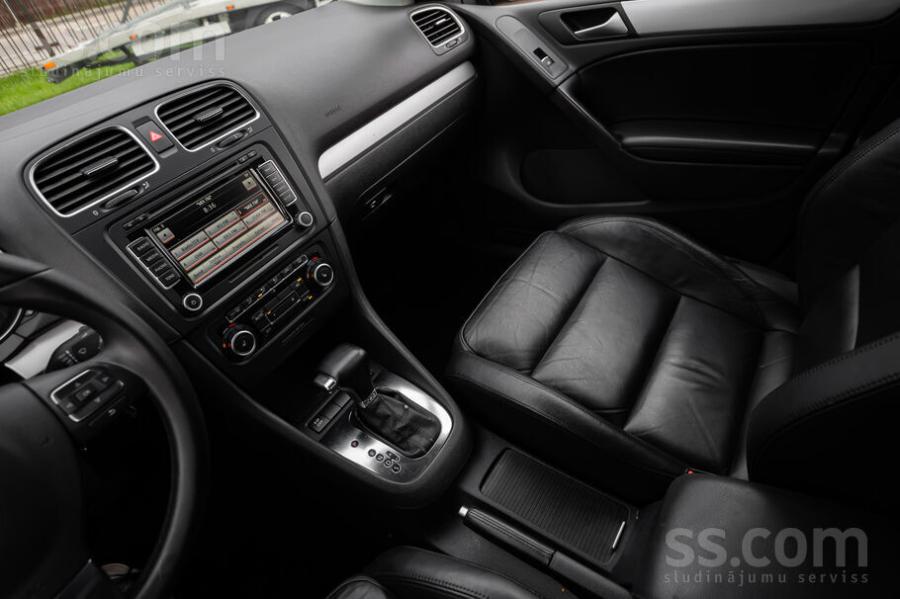 Pelēks Volkswagen Golf 2009 Rīga, ar dzinēja tilpumu 2.00 L un nobraukumu 0 tūkst. km par 4400 €, foto 17 vietnē AUTOMOTO.COM.LV