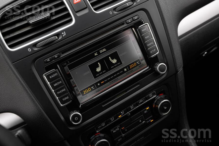 Pelēks Volkswagen Golf 2009 Rīga, ar dzinēja tilpumu 2.00 L un nobraukumu 0 tūkst. km par 4400 €, foto 20 vietnē AUTOMOTO.COM.LV