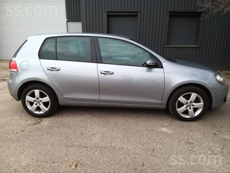 Pelēks Volkswagen Golf 2010 Ogre, ar dzinēja tilpumu 1.20 L un nobraukumu 0 tūkst. km par 4850 €, foto 1 vietnē AUTOMOTO.COM.LV