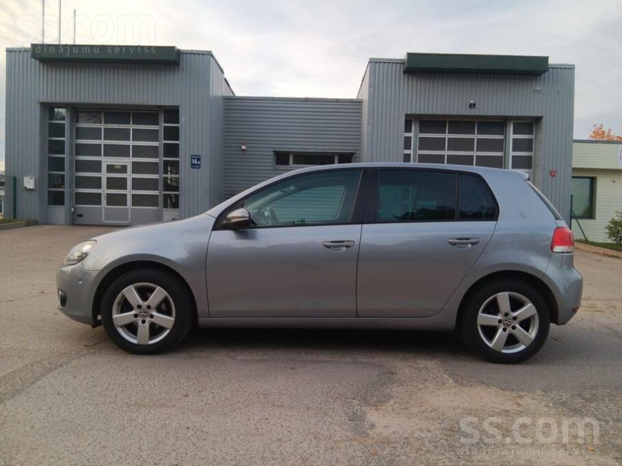 Pelēks Volkswagen Golf 2010 Ogre, ar dzinēja tilpumu 1.20 L un nobraukumu 0 tūkst. km par 4850 €, foto 2 vietnē AUTOMOTO.COM.LV