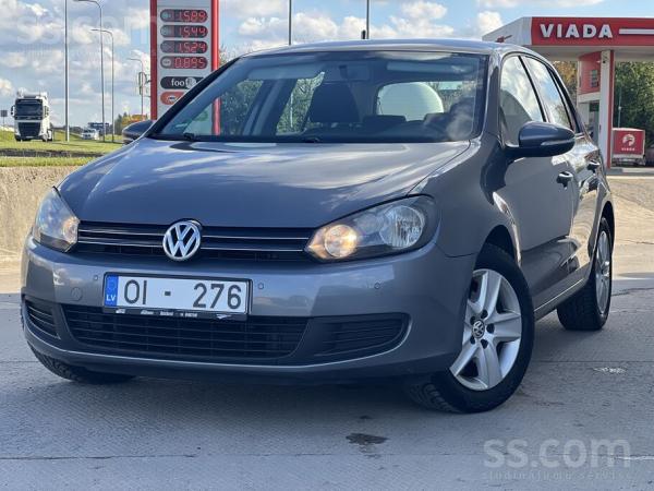 Pelēks Volkswagen Golf 2010 Jēkabpils, ar dzinēja tilpumu 1.60 L un nobraukumu 254 tūkst. km par 5900 €, foto 1 vietnē AUTOMOTO.COM.LV