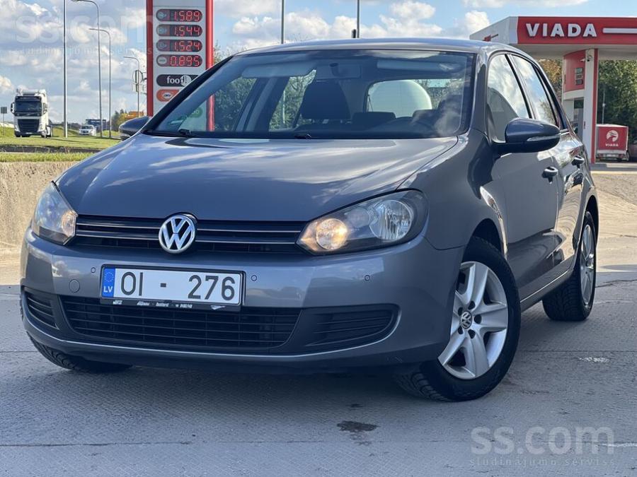 Grey Volkswagen Golf 2010 in Jekabpils, with an engine capacity of 1.60 L and mileage of 254 thousand km for 5900 €, photo 1 on AUTOMOTO.COM.LV