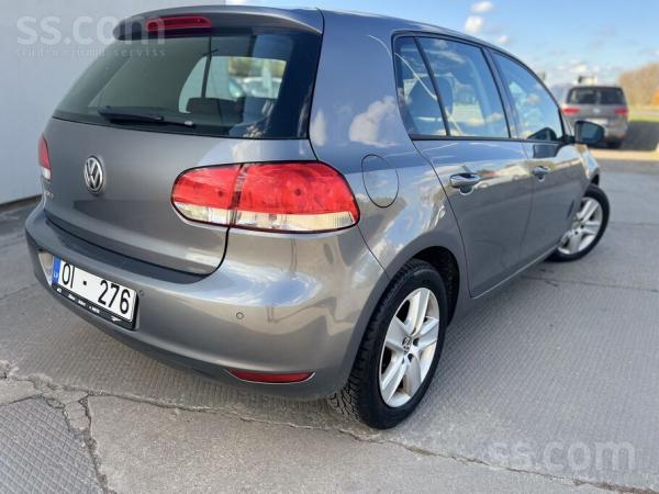 Pelēks Volkswagen Golf 2010 Jēkabpils, ar dzinēja tilpumu 1.60 L un nobraukumu 254 tūkst. km par 5900 €, foto 2 vietnē AUTOMOTO.COM.LV