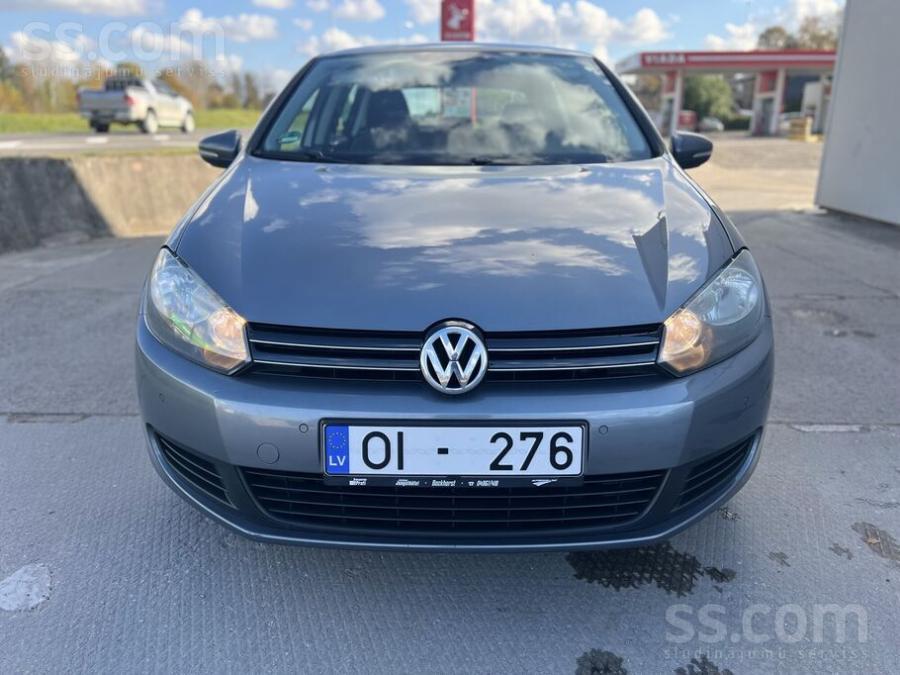 Grey Volkswagen Golf 2010 in Jekabpils, with an engine capacity of 1.60 L and mileage of 254 thousand km for 5900 €, photo 4 on AUTOMOTO.COM.LV