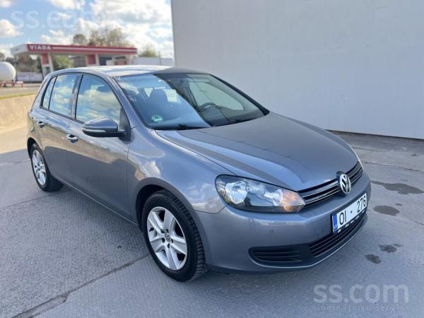 Pelēks Volkswagen Golf 2010 Jēkabpils, ar dzinēja tilpumu 1.60 L un nobraukumu 254 tūkst. km par 5900 €, foto 5 vietnē AUTOMOTO.COM.LV