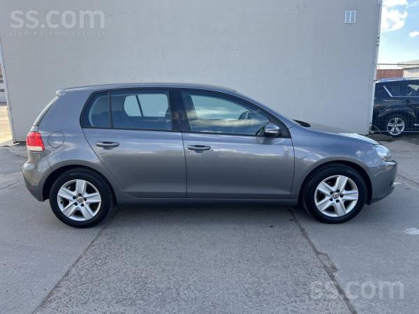 Pelēks Volkswagen Golf 2010 Jēkabpils, ar dzinēja tilpumu 1.60 L un nobraukumu 254 tūkst. km par 5900 €, foto 6 vietnē AUTOMOTO.COM.LV