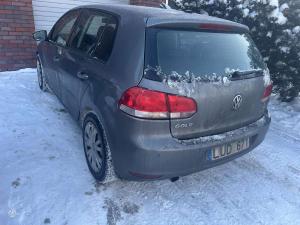 Grey Volkswagen Golf 2010 in Kaunas, with an engine capacity of 1.60 L and mileage of 230 thousand km for 3500 €, photo 2 on AUTOMOTO.COM.LV