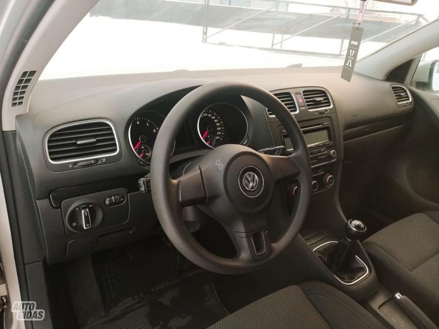 Grey Volkswagen Golf 2010 in Kaunas, with an engine capacity of 1.40 L and mileage of 237 thousand km for 3450 €, photo 8 on AUTOMOTO.COM.LV