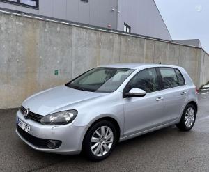 Pelēks Volkswagen Golf 2010 Viļņa, ar dzinēja tilpumu 1.97 L un nobraukumu 218 tūkst. km par 2750 €, foto  vietnē AUTOMOTO.COM.LV