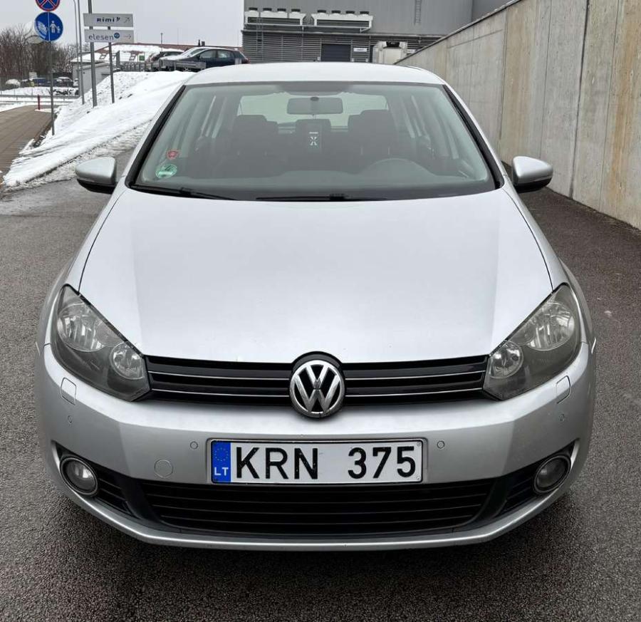 Grey Volkswagen Golf 2010 in Vilnius, with an engine capacity of 1.97 L and mileage of 218 thousand km for 2750 €, photo 7 on AUTOMOTO.COM.LV