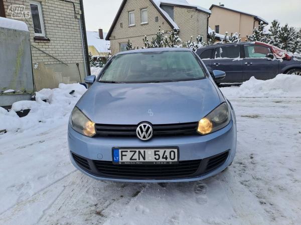 Grey Volkswagen Golf 2010 in Telschi, with an engine capacity of 1.40 L and mileage of 290 thousand km for 1800 €, photo 2 on AUTOMOTO.COM.LV