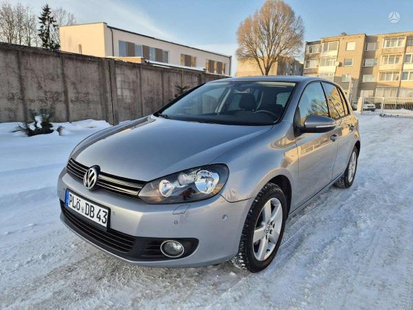 Grey Volkswagen Golf 2010 in Mazeikiai, with an engine capacity of 1.20 L and mileage of 191 thousand km for 5250 €, photo 1 on AUTOMOTO.COM.LV