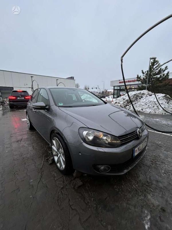 Grey Volkswagen Golf 2010 in Kaunas, with an engine capacity of 1.60 L and mileage of 263 thousand km for 4940 €, photo 7 on AUTOMOTO.COM.LV