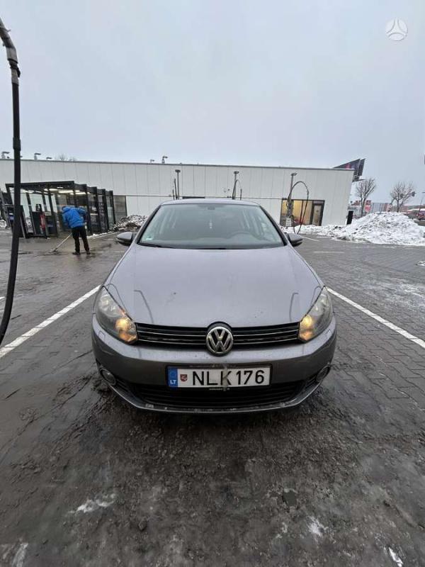 Grey Volkswagen Golf 2010 in Kaunas, with an engine capacity of 1.60 L and mileage of 263 thousand km for 4940 €, photo 9 on AUTOMOTO.COM.LV