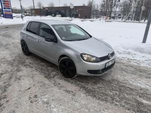 Grey Volkswagen Golf 2010 in Kaunas, with an engine capacity of 1.60 L and mileage of 331 thousand km for 3200 €, photo 4 on AUTOMOTO.COM.LV