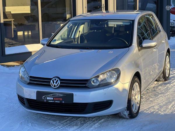 Grey Volkswagen Golf 2010 in Kedainiai, with an engine capacity of 1.39 L and mileage of 222 thousand km for 5450 €, photo 2 on AUTOMOTO.COM.LV