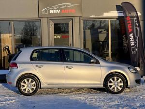 Grey Volkswagen Golf 2010 in Kedainiai, with an engine capacity of 1.39 L and mileage of 222 thousand km for 5450 €, photo 5 on AUTOMOTO.COM.LV