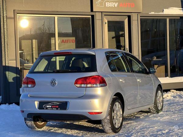 Grey Volkswagen Golf 2010 in Kedainiai, with an engine capacity of 1.39 L and mileage of 222 thousand km for 5450 €, photo 6 on AUTOMOTO.COM.LV