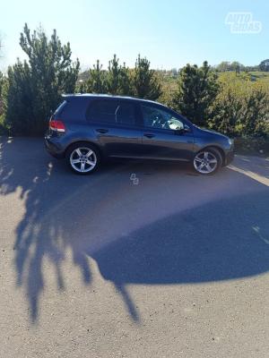 Pelēks Volkswagen Golf 2010 Viļņa, ar dzinēja tilpumu 1.60 L un nobraukumu 328 tūkst. km par 4699 €, foto 7 vietnē AUTOMOTO.COM.LV