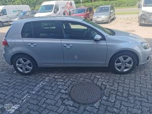 Pelēks Volkswagen Golf 2010 Viļņa, ar dzinēja tilpumu 1.40 L un nobraukumu 120 tūkst. km par 4200 €, foto 6 vietnē AUTOMOTO.COM.LV