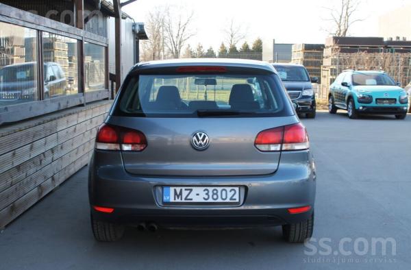 Pelēks Volkswagen Golf 2010 Rīga, ar dzinēja tilpumu 1.40 L un nobraukumu 0 tūkst. km par 2990 €, foto 4 vietnē AUTOMOTO.COM.LV