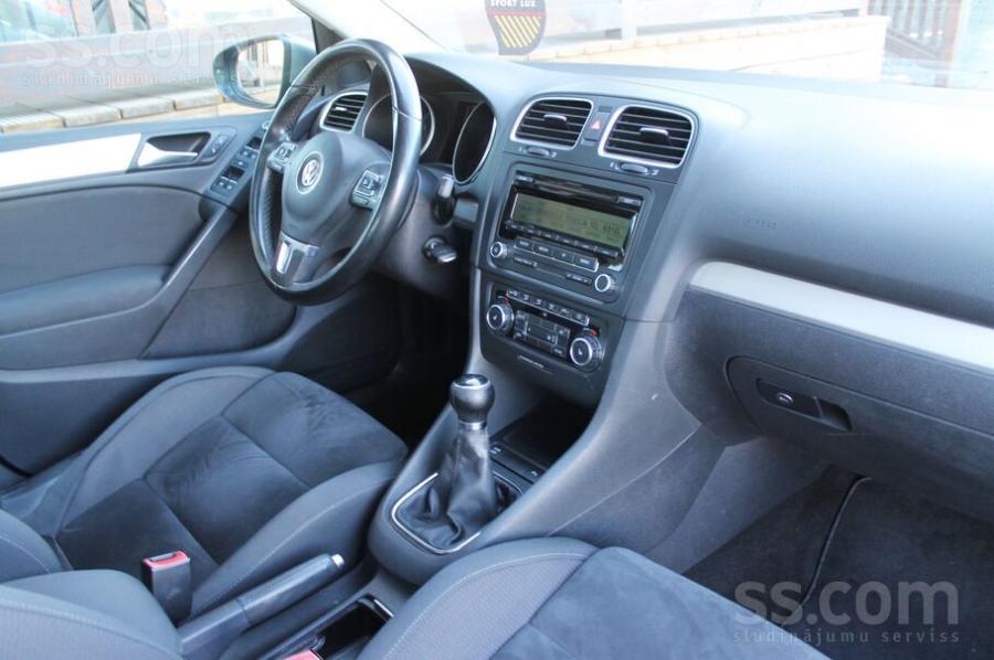Pelēks Volkswagen Golf 2010 Rīga, ar dzinēja tilpumu 1.40 L un nobraukumu 0 tūkst. km par 2990 €, foto 12 vietnē AUTOMOTO.COM.LV