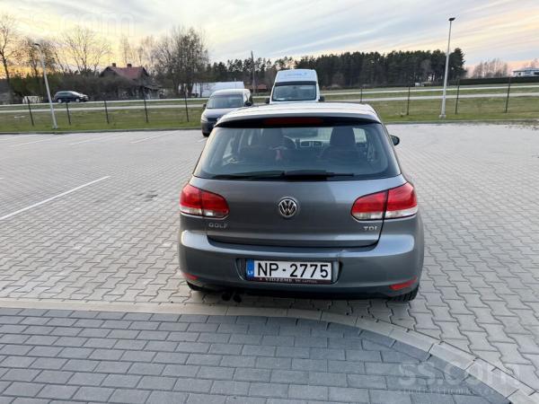 Grey Volkswagen Golf 2010 in Riga, with an engine capacity of 2.00 L and mileage of 332 thousand km for 2999 €, photo 5 on AUTOMOTO.COM.LV
