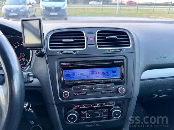 Grey Volkswagen Golf 2010 in Riga, with an engine capacity of 2.00 L and mileage of 332 thousand km for 2999 €, photo 9 on AUTOMOTO.COM.LV