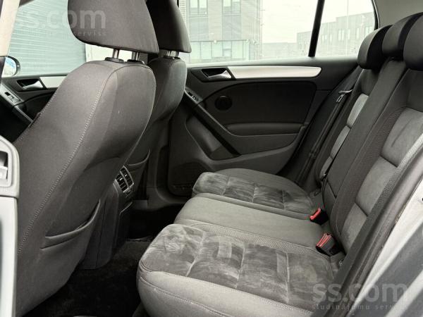 Grey Volkswagen Golf 2010 in Riga, with an engine capacity of 1.40 L and mileage of 274 thousand km for 3650 €, photo 9 on AUTOMOTO.COM.LV