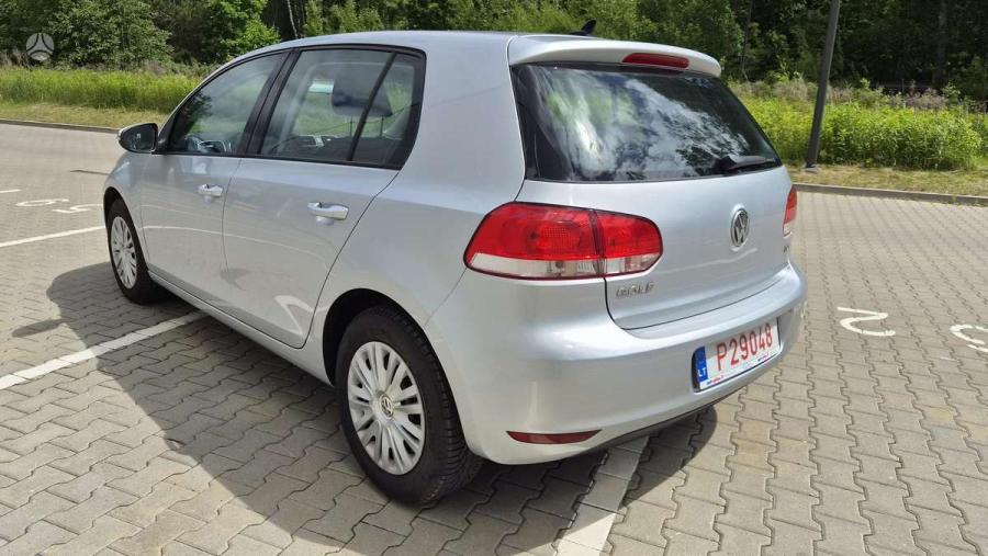 Pelēks Volkswagen Golf 2010 Kauņa, ar dzinēja tilpumu 1.60 L un nobraukumu 235 tūkst. km par 4250 €, foto 9 vietnē AUTOMOTO.COM.LV