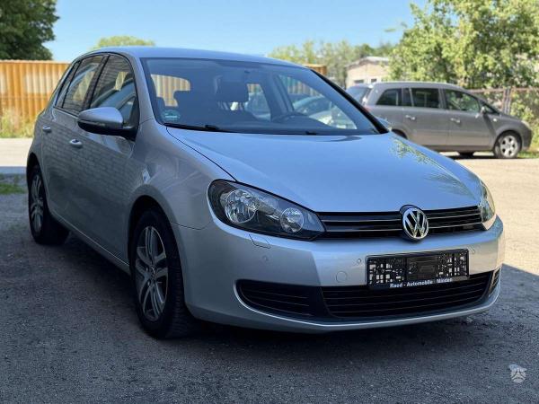 Grey Volkswagen Golf 2010 in Kretinga, with an engine capacity of 1.39 L and mileage of 191 thousand km for 5450 €, photo 2 on AUTOMOTO.COM.LV