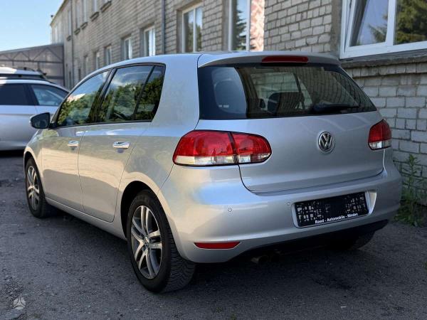 Grey Volkswagen Golf 2010 in Kretinga, with an engine capacity of 1.39 L and mileage of 191 thousand km for 5450 €, photo 7 on AUTOMOTO.COM.LV