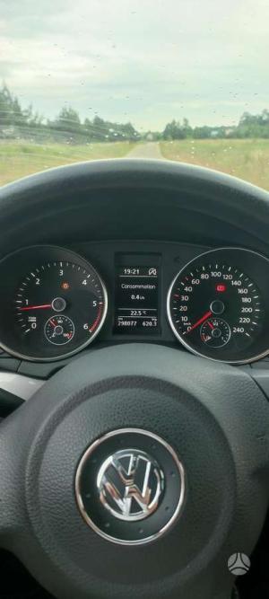 Grey Volkswagen Golf 2010 in Vilnius, with an engine capacity of 1.60 L and mileage of 298 thousand km for 2900 €, photo 10 on AUTOMOTO.COM.LV