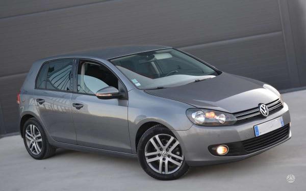 Grey Volkswagen Golf 2010 in Klaipeda, with an engine capacity of 1.60 L and mileage of 245 thousand km for 4550 €, photo 3 on AUTOMOTO.COM.LV