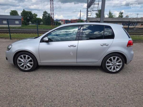 Grey Volkswagen Golf 2010 in Siauliai, with an engine capacity of 1.20 L and mileage of 155 thousand km for 2900 €, photo 8 on AUTOMOTO.COM.LV