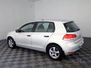Grey Volkswagen Golf 2010 in Tallinn, with an engine capacity of 1.60 L and mileage of 214 thousand km for 2199 €, photo 5 on AUTOMOTO.COM.LV