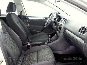 Grey Volkswagen Golf 2010 in Tallinn, with an engine capacity of 1.60 L and mileage of 214 thousand km for 2199 €, photo 7 on AUTOMOTO.COM.LV