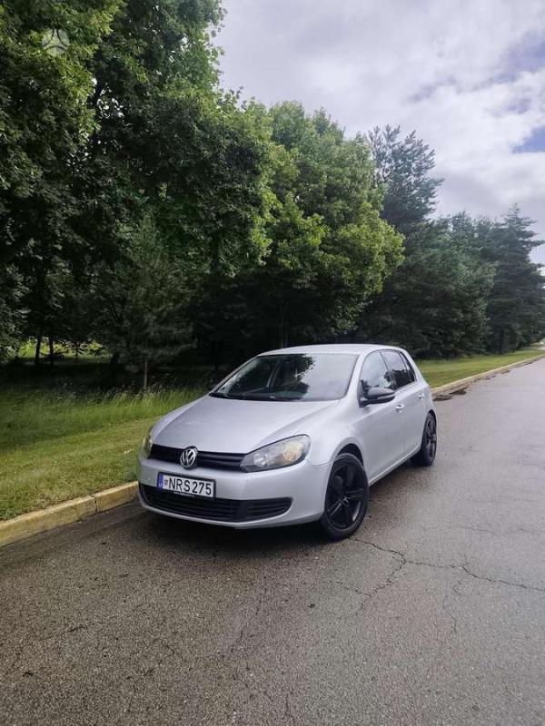 Pelēks Volkswagen Golf 2010 Kauņa, ar dzinēja tilpumu 1.60 L un nobraukumu 344 tūkst. km par 2200 €, foto 1 vietnē AUTOMOTO.COM.LV