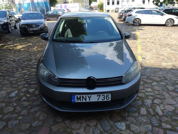 Grey Volkswagen Golf 2010 in Klaipeda, with an engine capacity of 1.20 L and mileage of 260 thousand km for 2650 €, photo 2 on AUTOMOTO.COM.LV