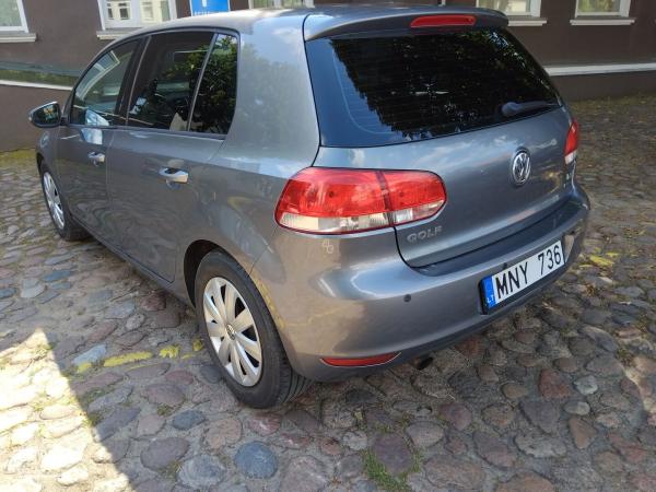Grey Volkswagen Golf 2010 in Klaipeda, with an engine capacity of 1.20 L and mileage of 260 thousand km for 2650 €, photo 5 on AUTOMOTO.COM.LV