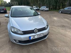 Pelēks Volkswagen Golf 2010 Rīga, ar dzinēja tilpumu 1.60 L un nobraukumu 383 tūkst. km par 1350 €, foto  vietnē AUTOMOTO.COM.LV
