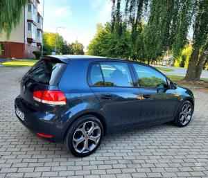 Pelēks Volkswagen Golf 2010 Šauļi, ar dzinēja tilpumu 1.40 L un nobraukumu 270 tūkst. km par 4550 €, foto 6 vietnē AUTOMOTO.COM.LV