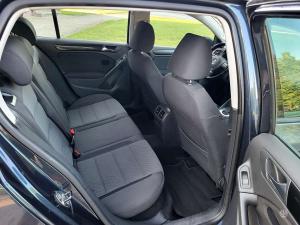 Pelēks Volkswagen Golf 2010 Šauļi, ar dzinēja tilpumu 1.40 L un nobraukumu 270 tūkst. km par 4550 €, foto 23 vietnē AUTOMOTO.COM.LV