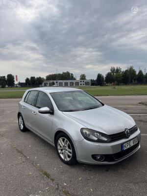 Grey Volkswagen Golf 2010 in Kaunas, with an engine capacity of 1.97 L and mileage of 299 thousand km for 4400 €, photo  on AUTOMOTO.COM.LV